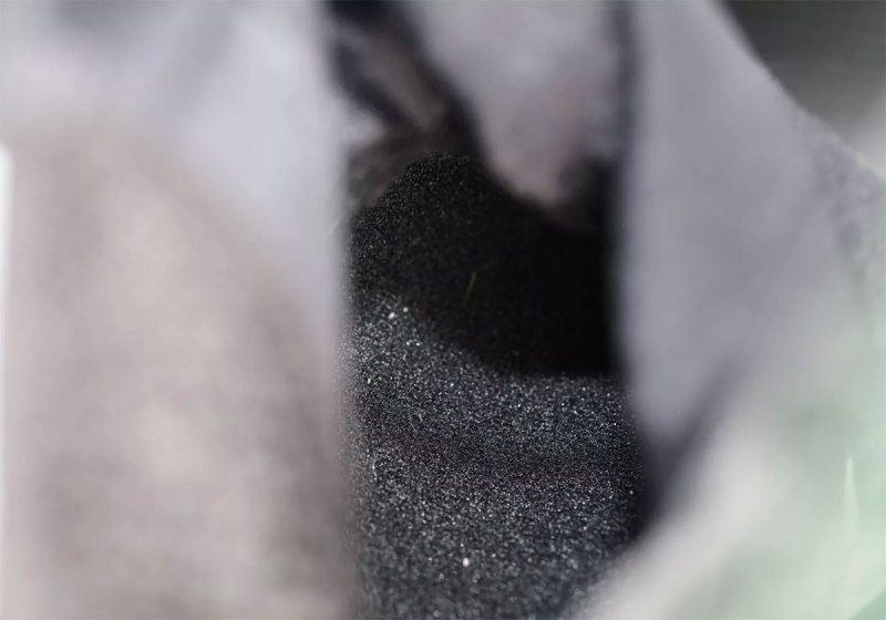 Nike Kobe 5 Supreme 2010 "Blackout" Sample | SneakerNews.com