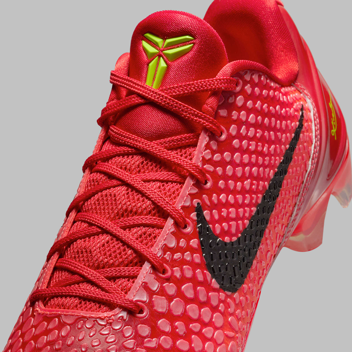 Nike Kobe Grinch Cleats Release Date | SneakerNews.com