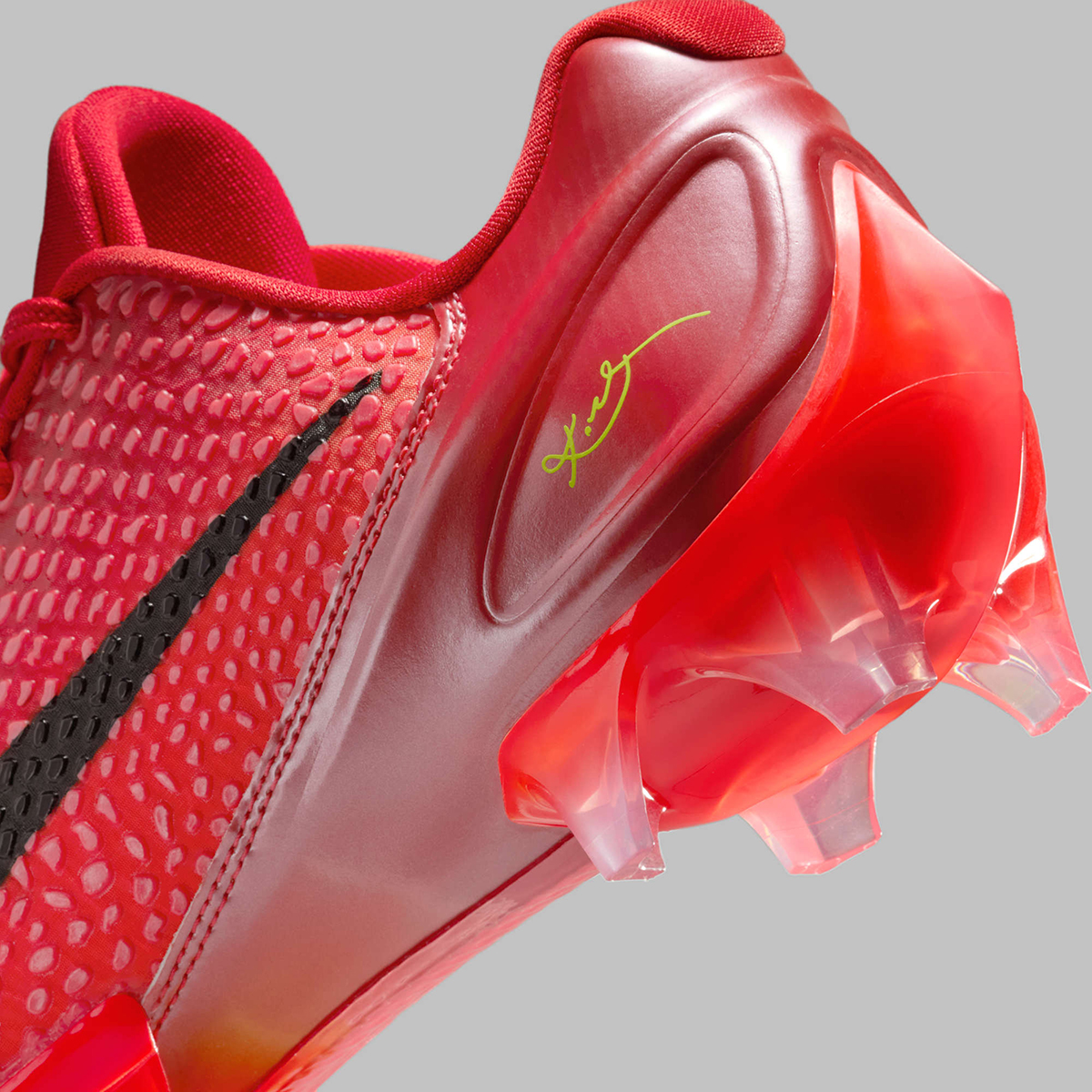 Nike Kobe Grinch Cleats Release Date | SneakerNews.com