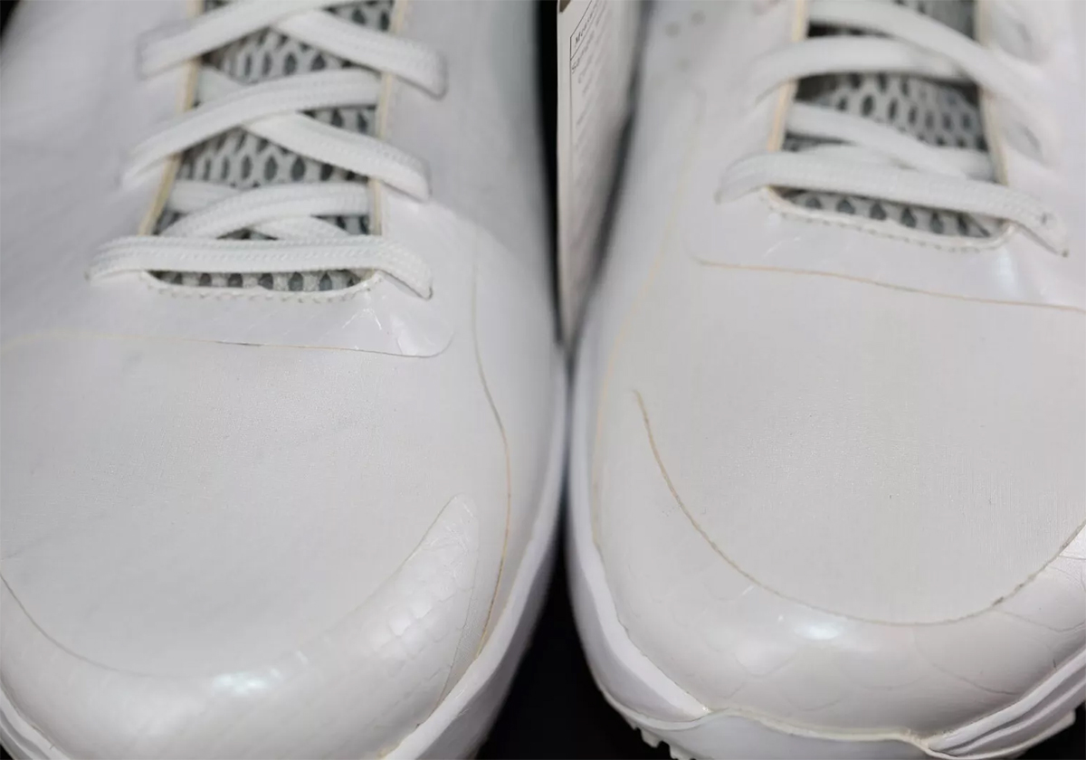 Nike Kobe V Supreme "White" Unreleased Sample | SneakerNews.com