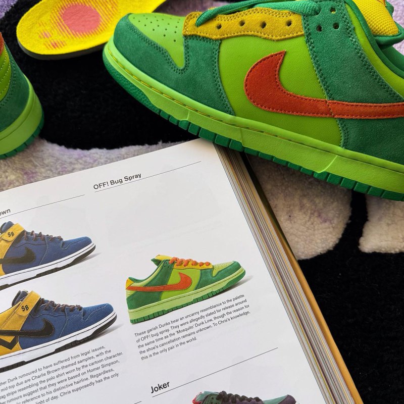 Nike SB Dunk Low Off Bug Spray Sample | SneakerNews.com