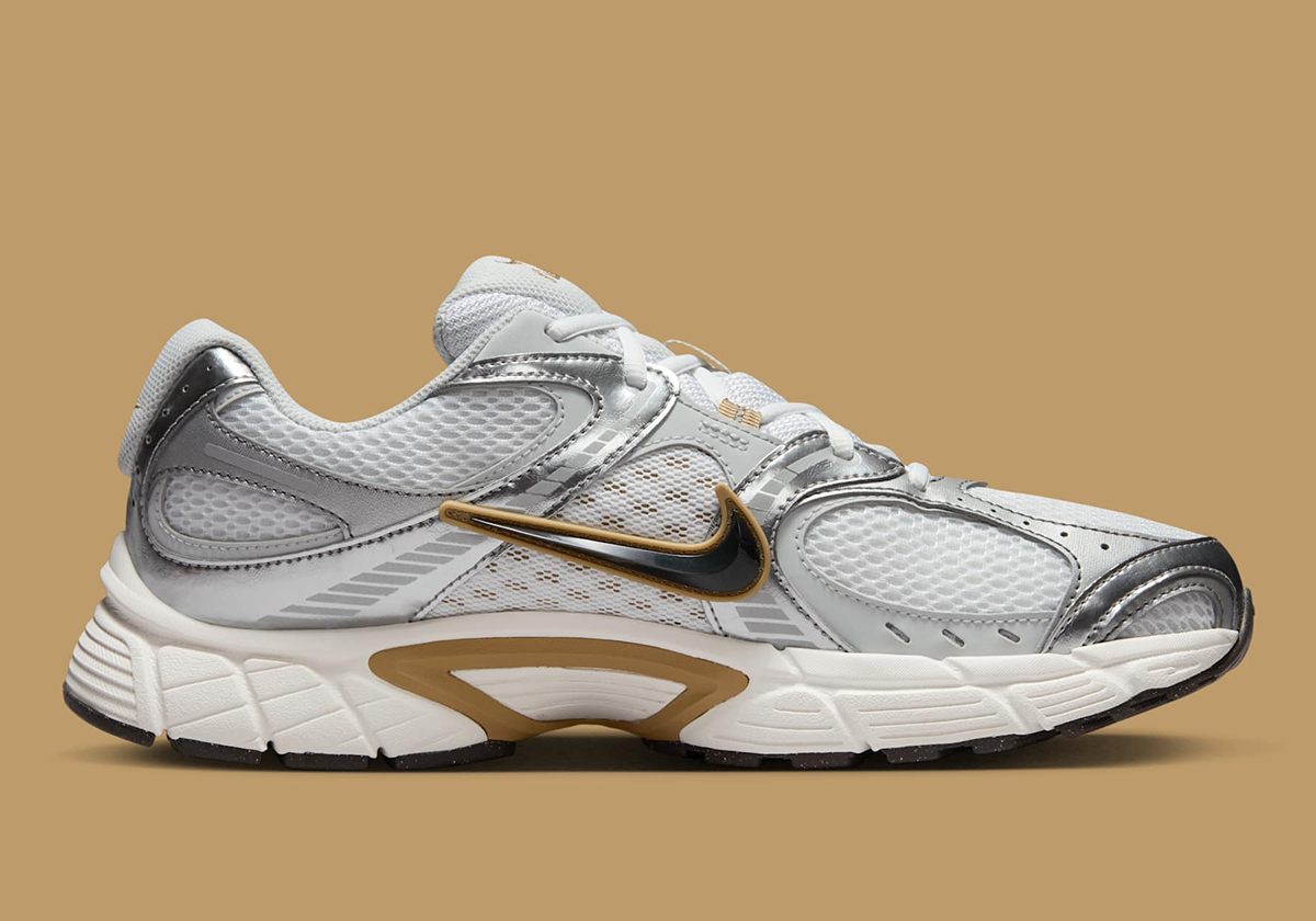 Nike V5 RNR Spring 2025 Colorways | SneakerNews.com