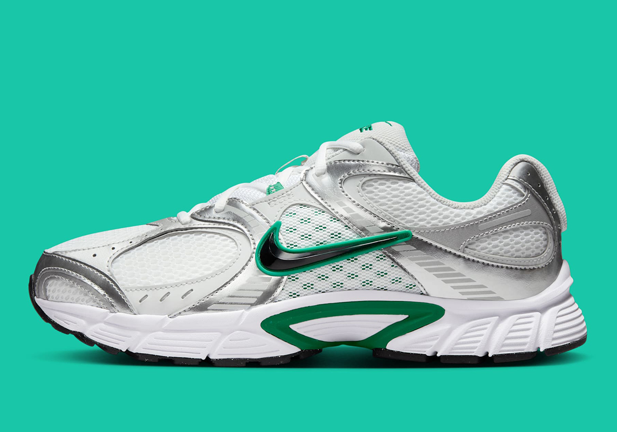 Nike V5 RNR Spring 2025 Colorways | SneakerNews.com