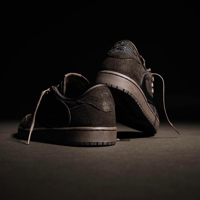 Velvet Brown Travis Scott Jordan 1 Low Raffles | SneakerNews.com
