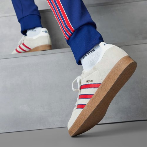 adidas Gazelle "Arsenal" JS3042 | SneakerNews.com