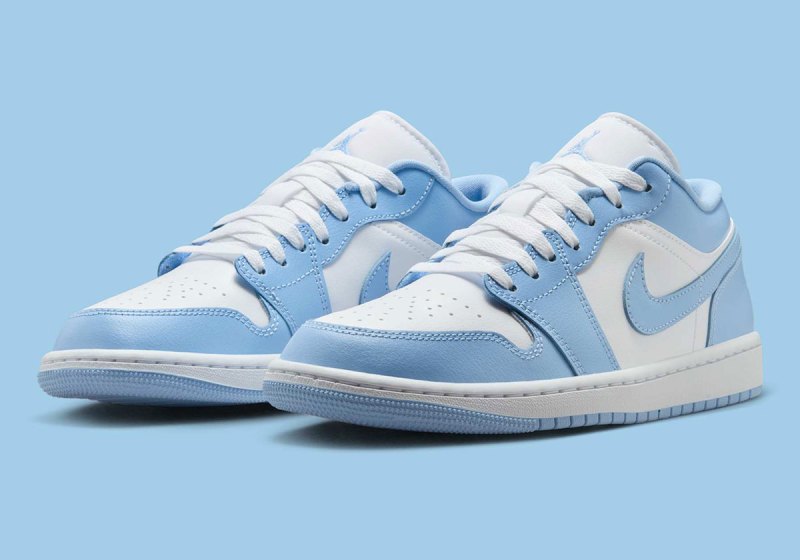 Air Jordan 1 Low "Aluminum/White" DC0774-142 | SneakerNews.com