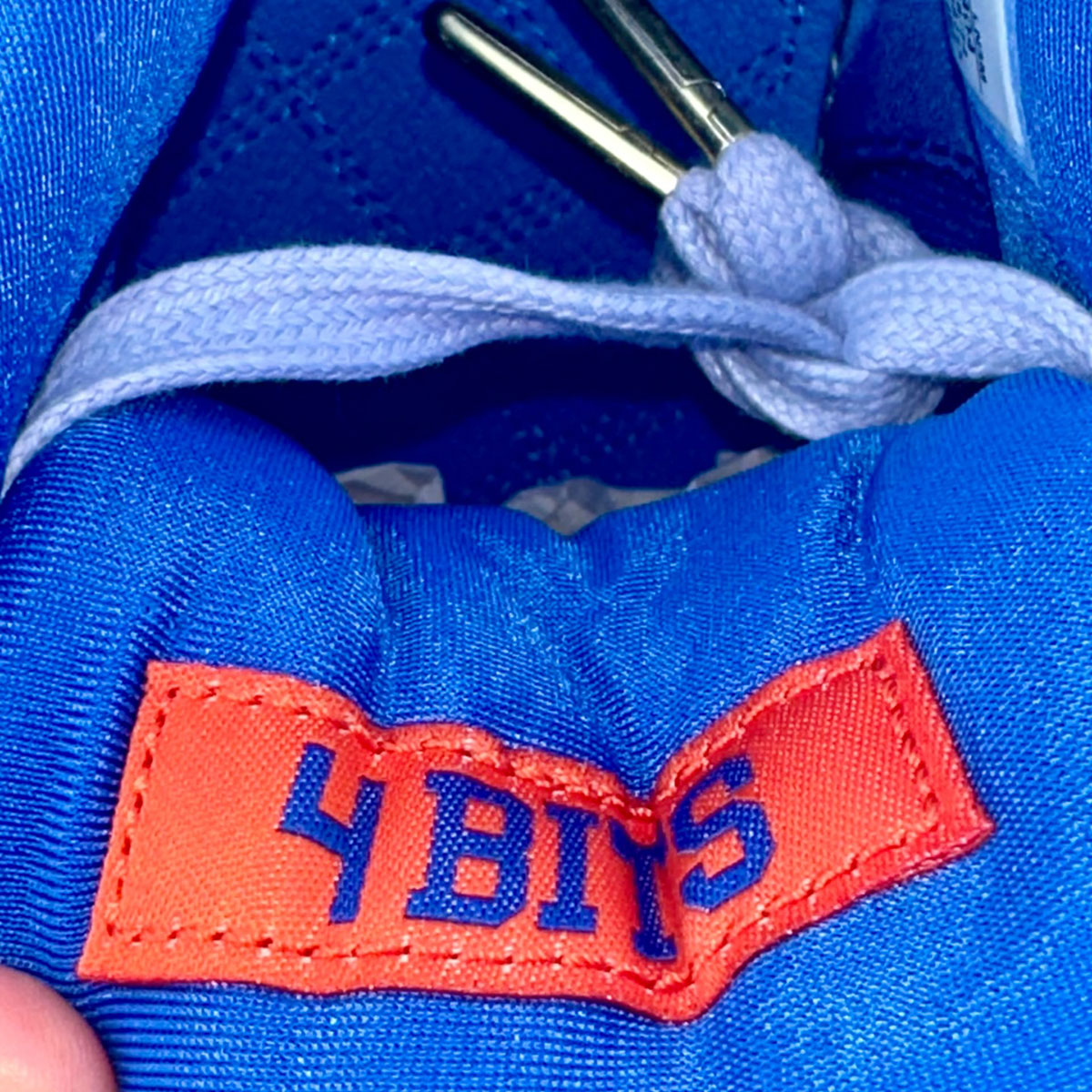 Air Jordan 4 "Florida Gators" PE 2025 | SneakerNews.com