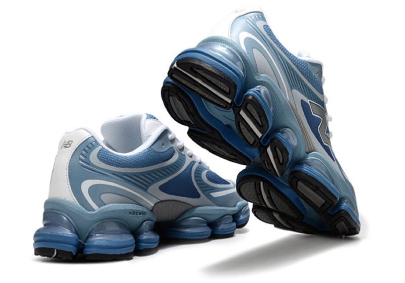 New Balance 2000 ABZORB First Look | SneakerNews.com