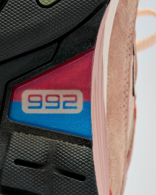 Joe Freshgoods New Balance 992 2025 | SneakerNews.com