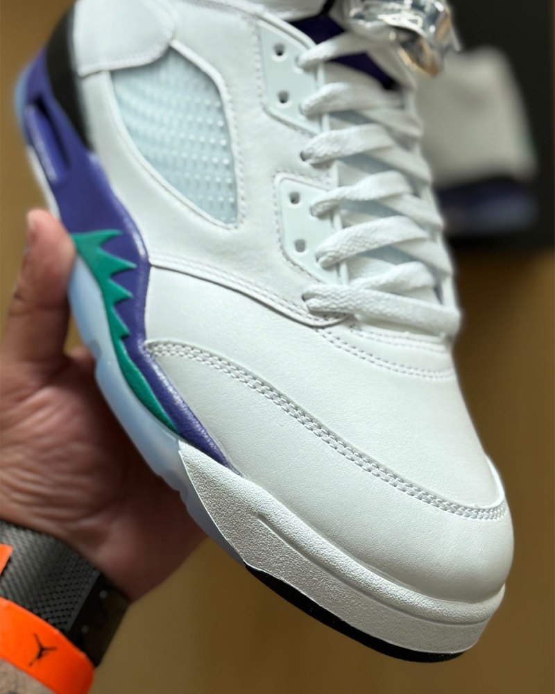 Air Jordan 5 "Grape" 2025 HQ7978-100 | SneakerNews.com