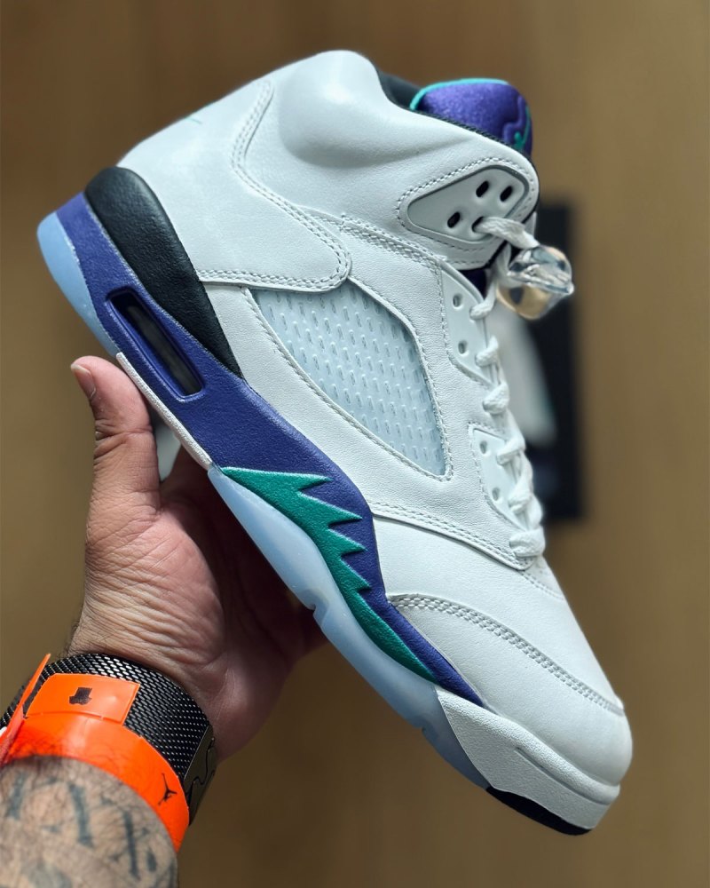 Air Jordan 5 "Grape" 2025 HQ7978-100 | SneakerNews.com