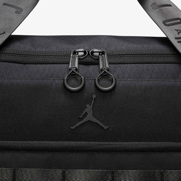 Jordan Collectors Duffel Bag | SneakerNews.com