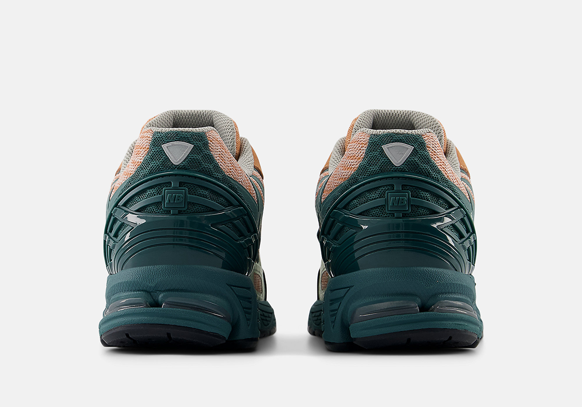 New Balance 1906W New Spruce U1906WFB | SneakerNews.com