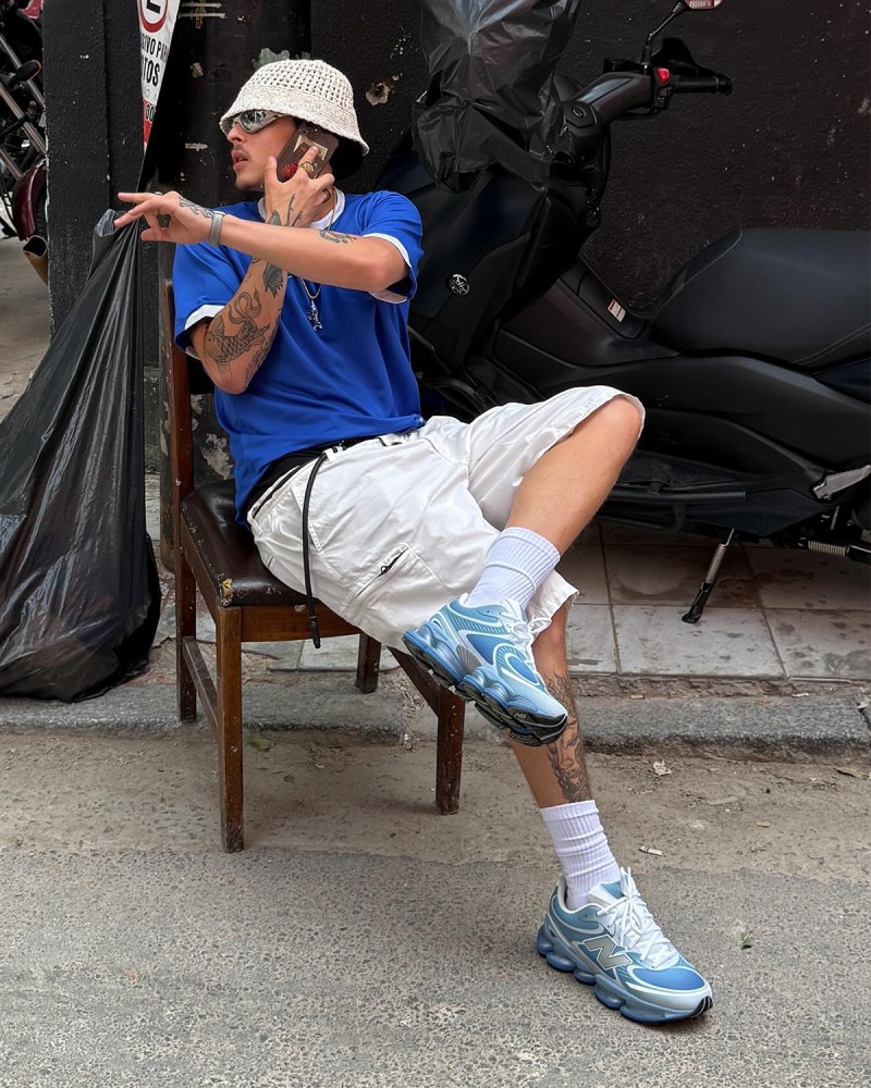 New Balance 2000 ABZORB First Look | SneakerNews.com