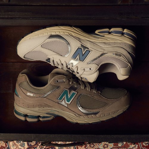 New Balance 2002R U2002ROA U2002ROB | SneakerNews.com