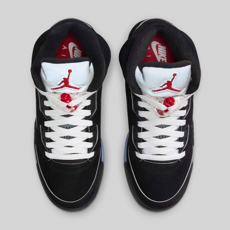 Jordan 5s "Black Metallic Reimagined" | SneakerNews.com