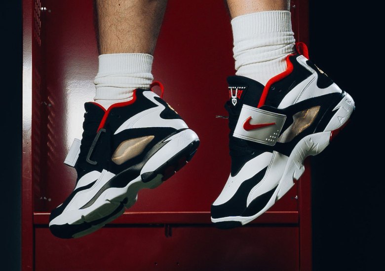 Nike Air Diamond Turfs FZ8224-100 | SneakerNews.com