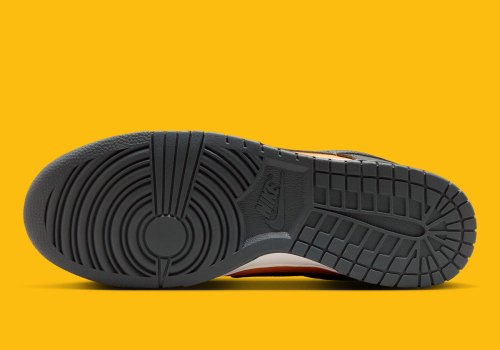 Nike Batman Dunk HF5441-700 | SneakerNews.com