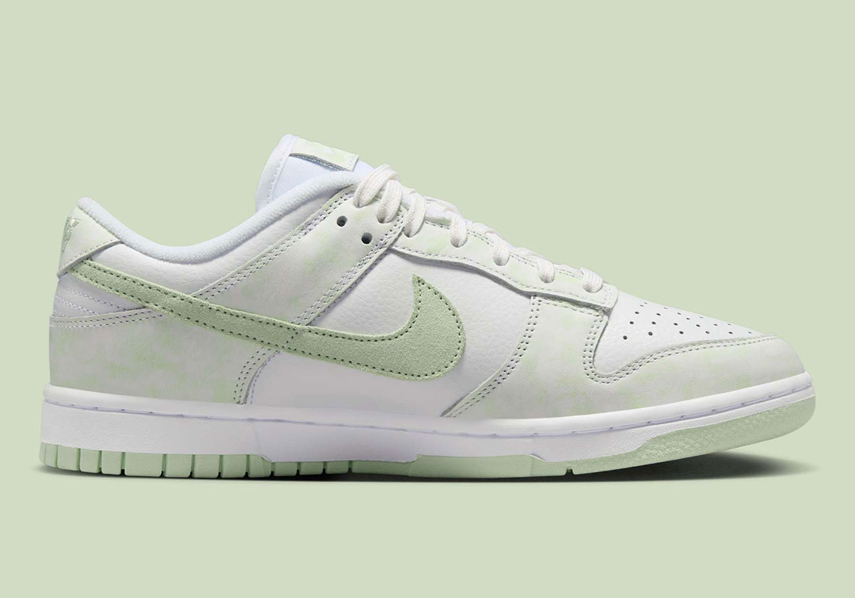 Nike Dunk Low Sea Glass IB4647-131 | SneakerNews.com