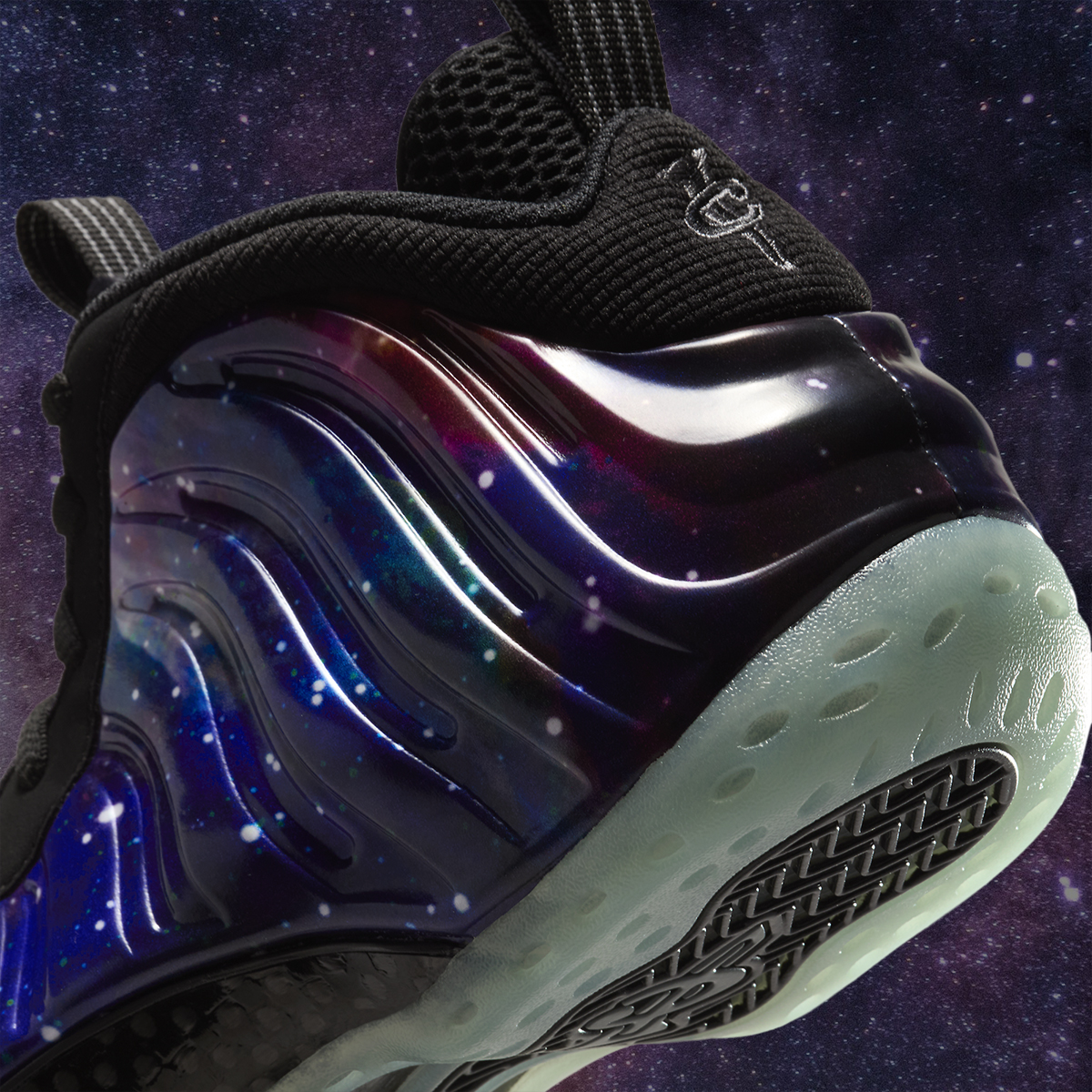 Nike SNKRS Galaxy Foamposite Exclusive Access Draw | SneakerNews.com