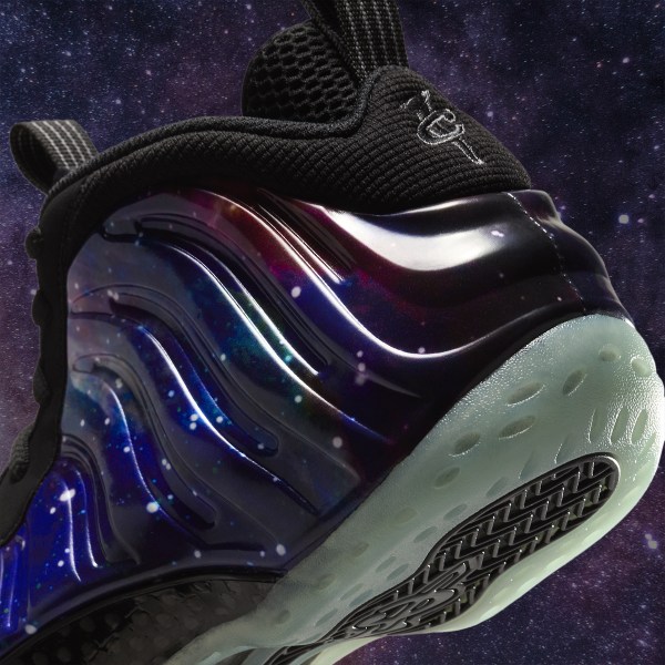 Nike SNKRS Galaxy Foamposite Exclusive Access Draw | SneakerNews.com