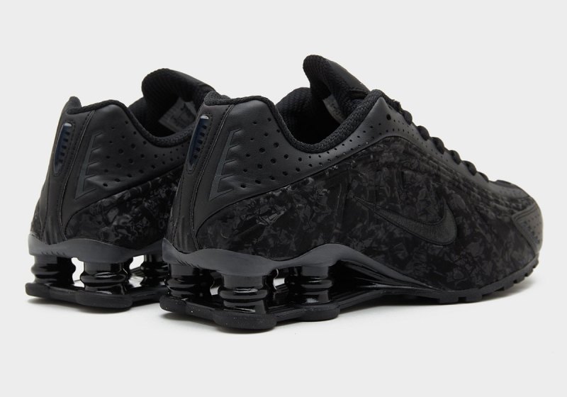 Nike Shox R4 "Black Floral" | SneakerNews.com