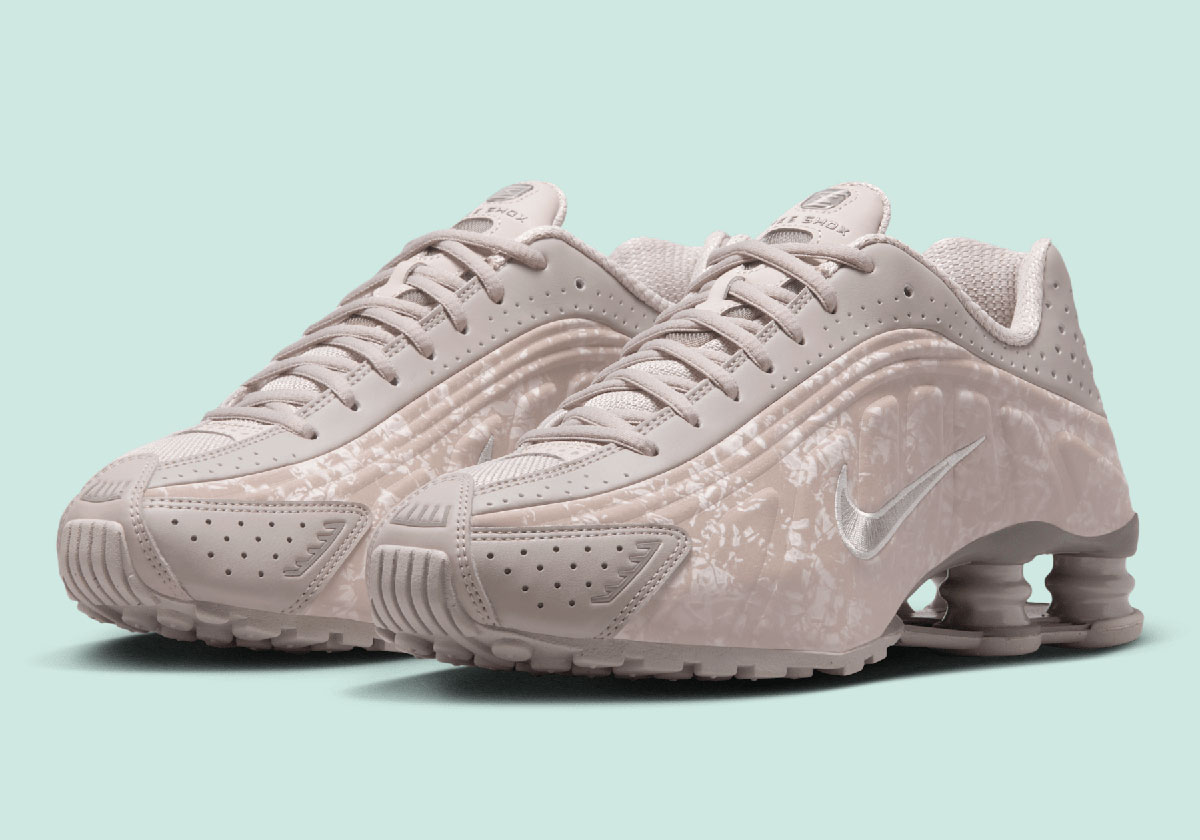 Nike Shox R4 "Grey Floral" HV0934-001 | SneakerNews.com