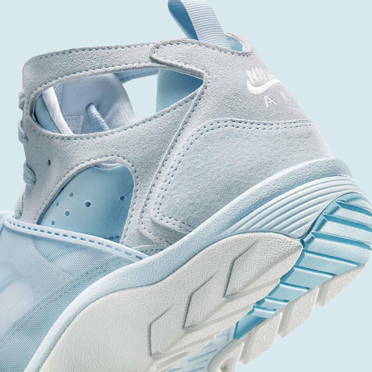 Nike Air Trainer Huarache "Blue Tint" IB7678-400 | SneakerNews.com