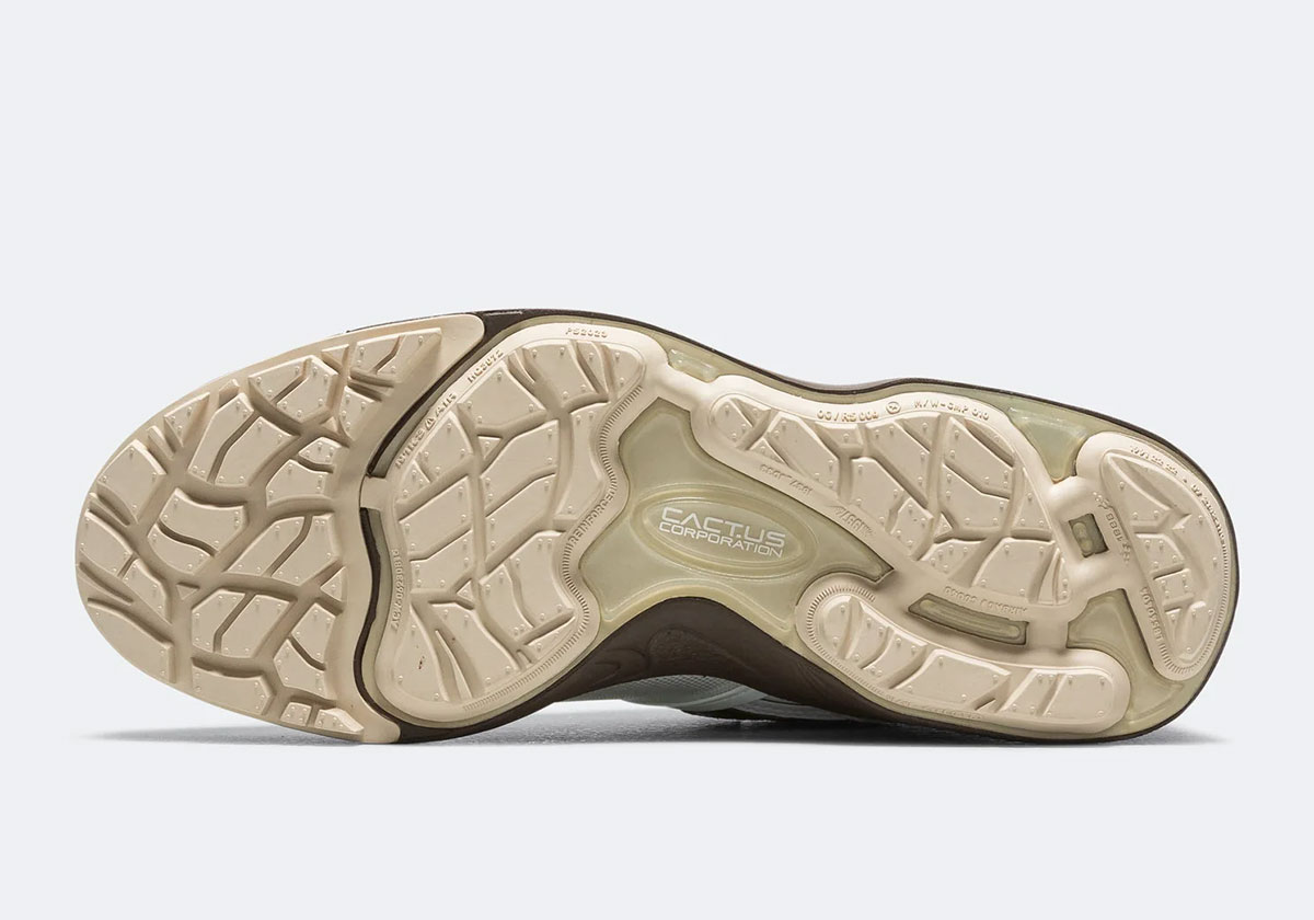 Travis Scott Shoes Nike Zoom Field Jaxx "Light Chocolate" | SneakerNews.com