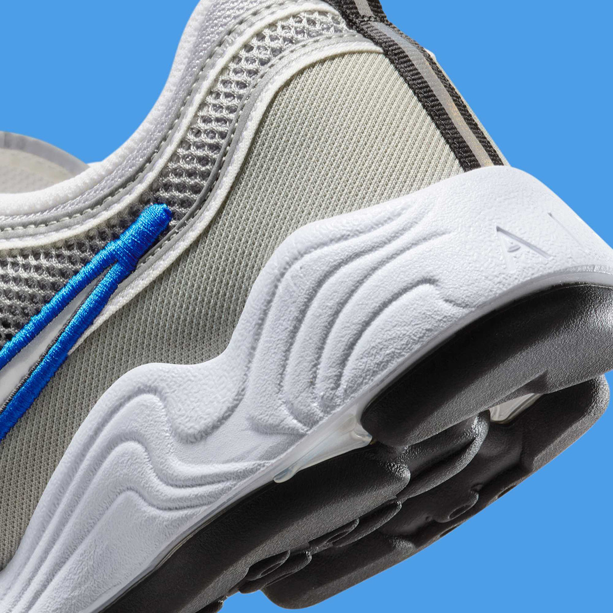 Nike Spiridon OG Metallic Silver HF9117-003 | SneakerNews.com