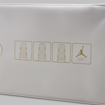 Air Jordan 4 NET "Black" FN7251-001 | SneakerNews.com