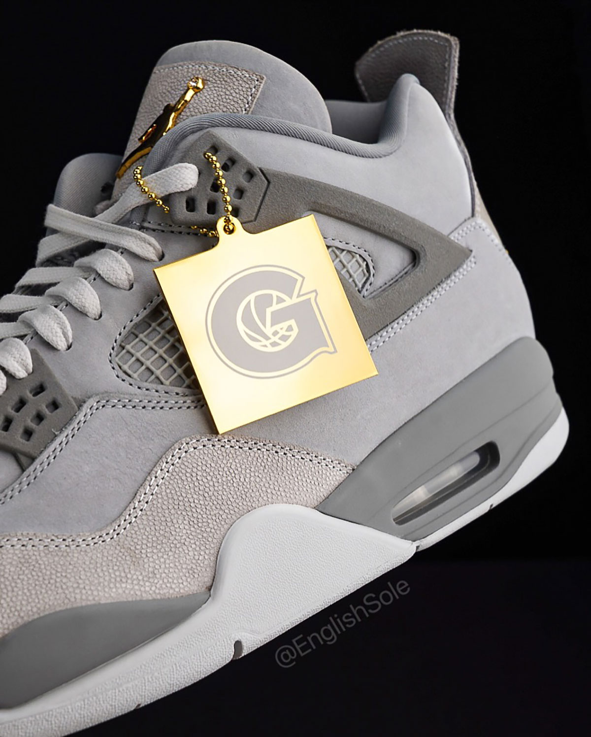 Air Jordan 4 "Georgetown Hoyas" PE 2025 | SneakerNews.com
