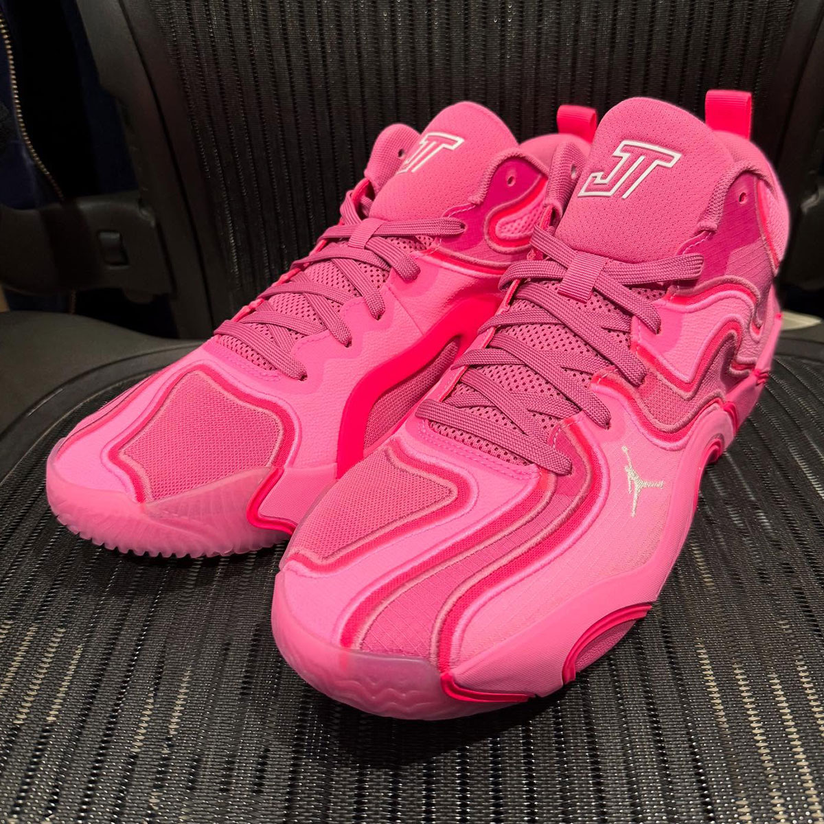 Jordan Tatum 3 Breast Cancer Awareness PE | SneakerNews.com
