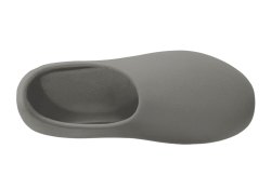 Kanye West YZY SL-01 Yeezy Slides White/Grey | SneakerNews.com