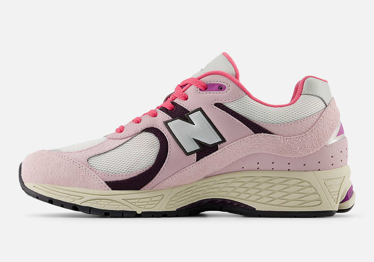 New Balance 2002R "Twilight Haze/Passion Fruit/Dragon Berry" U2002RTB ...
