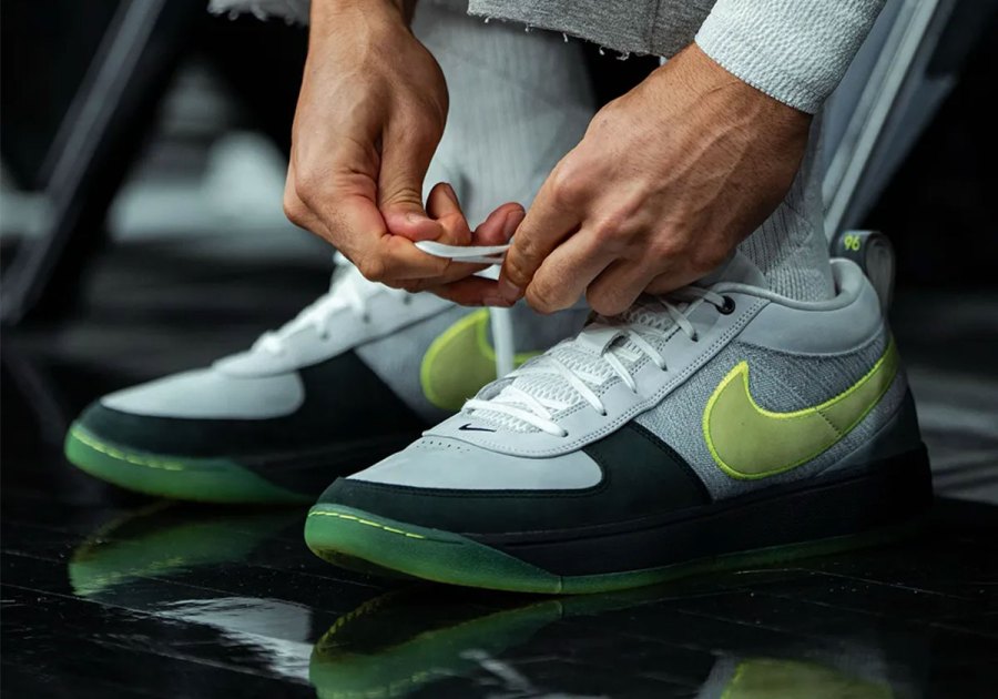 Nike LeBron 22 "Captain Planet" All-Star | SneakerNews.com