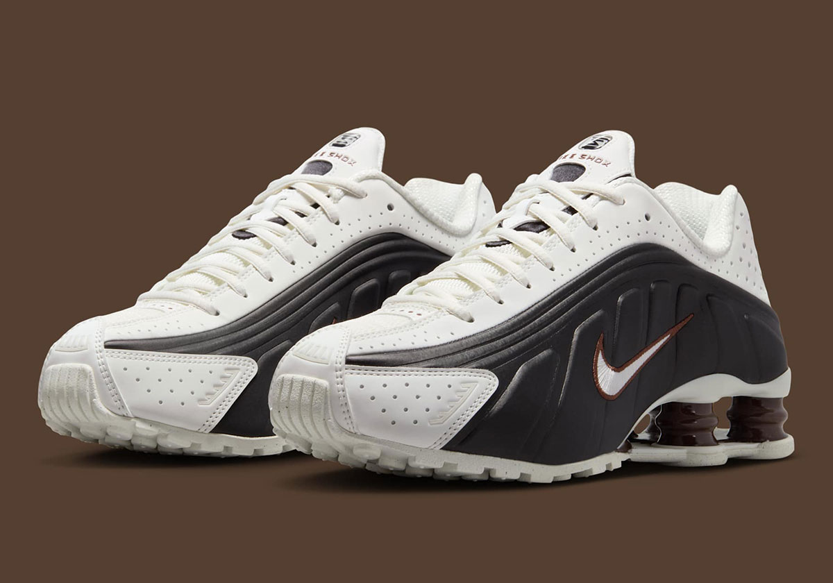 Nike Shox R4 Sail/Fauna Brown AR3565-104 | SneakerNews.com