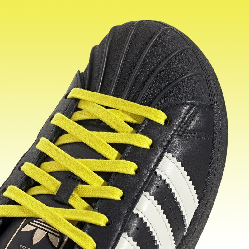 Pharrell adidas Superstar 92 JI4268 | SneakerNews.com