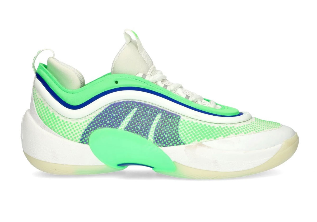 adidas DON Issue #6 Metamorphosis JQ2249 | SneakerNews.com