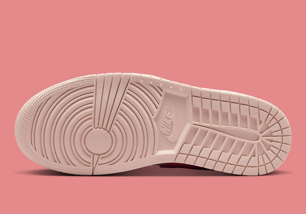 Air Jordan 1 Mid "Cheeseburger" IB7403-224 | SneakerNews.com