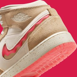 Air Jordan 1 Mid "Peanut Butter Jelly"