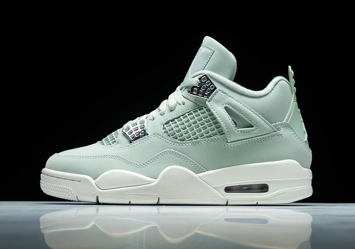 Air Jordan 4 "Abundance/Seafoam" Store List | SneakerNews.com
