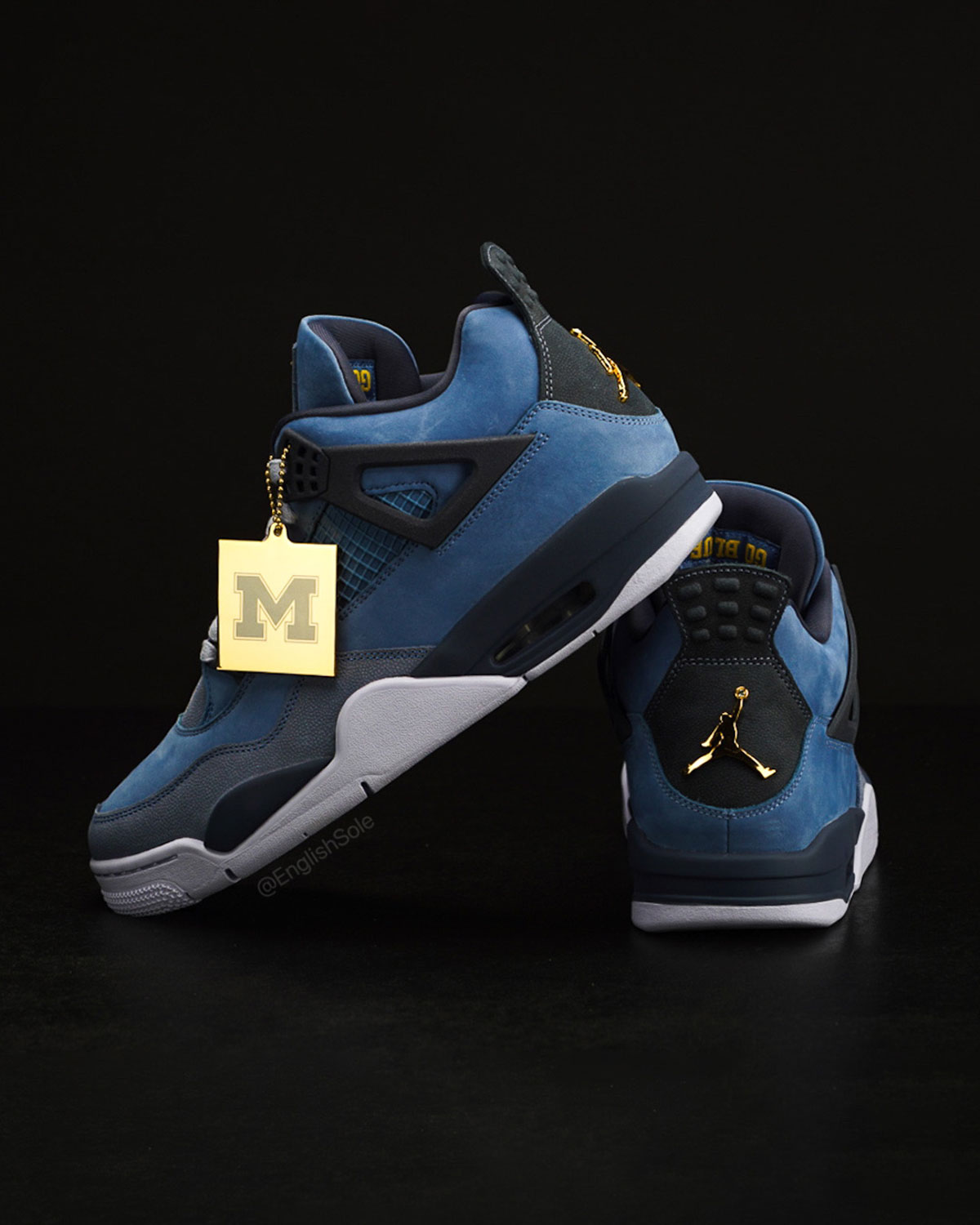 Air Jordan 4 "Michigan" PE 2025 | SneakerNews.com