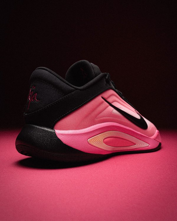 Nike A'One Black/Hyper Pink FZ8605-001 | SneakerNews.com