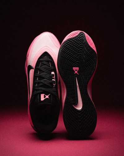 Nike A'One Black/Hyper Pink FZ8605-001 | SneakerNews.com