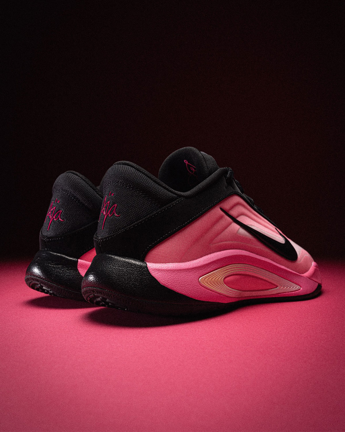 Nike A'One Black/Hyper Pink FZ8605-001 | SneakerNews.com