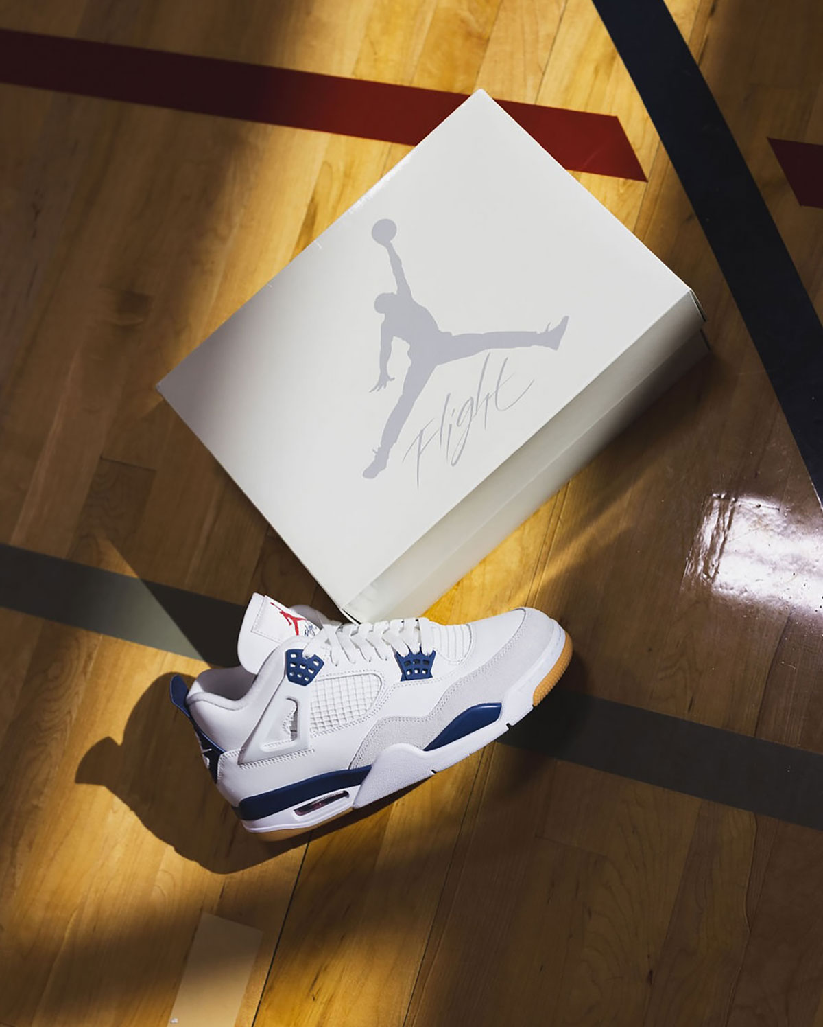 Nike SB Jordan 4 Navy Store List | SneakerNews.com