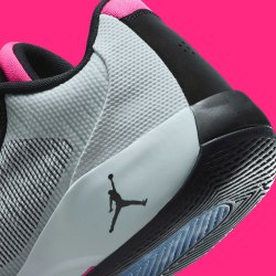 Jordan Luka 77 "Hyper Pink" HF0806-001 | SneakerNews.com
