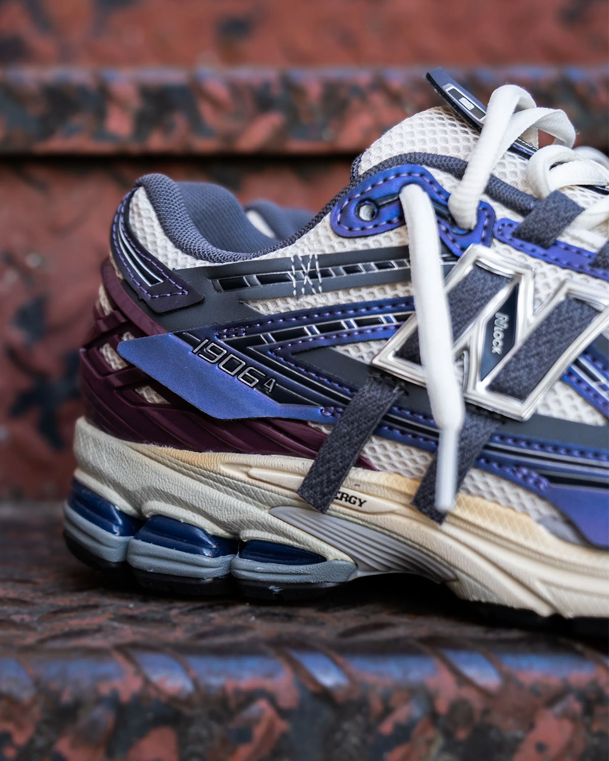 New Balance 1906A Inkwell U1906ANB | SneakerNews.com