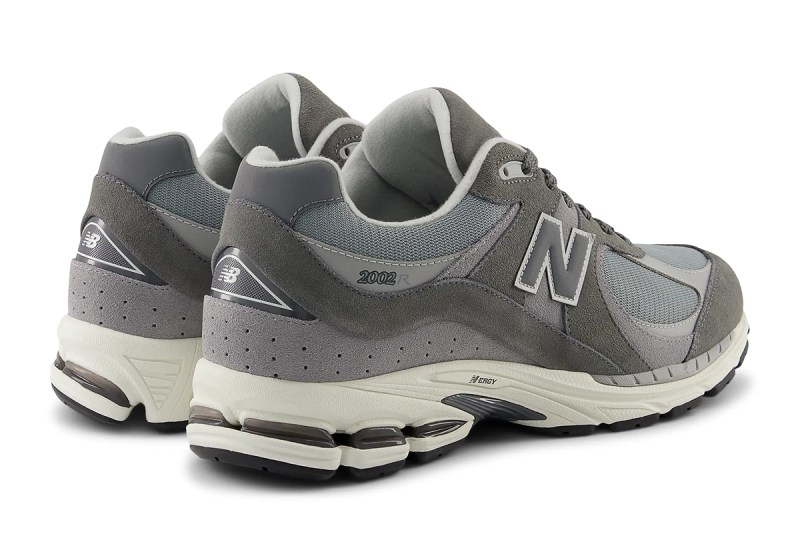 Grey New Balance 2002R U2002RCB | SneakerNews.com